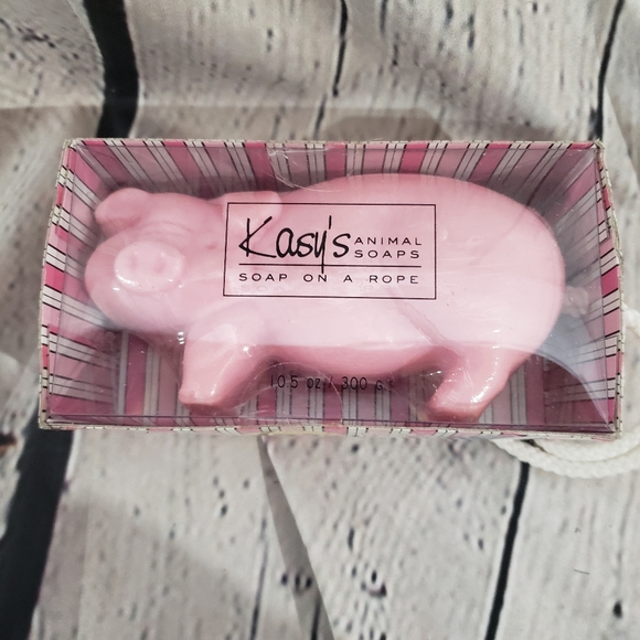 Kasy's | Bath & Body | Kasys Animal Soaps Pig Soap On A Rope 5 Oz ...
